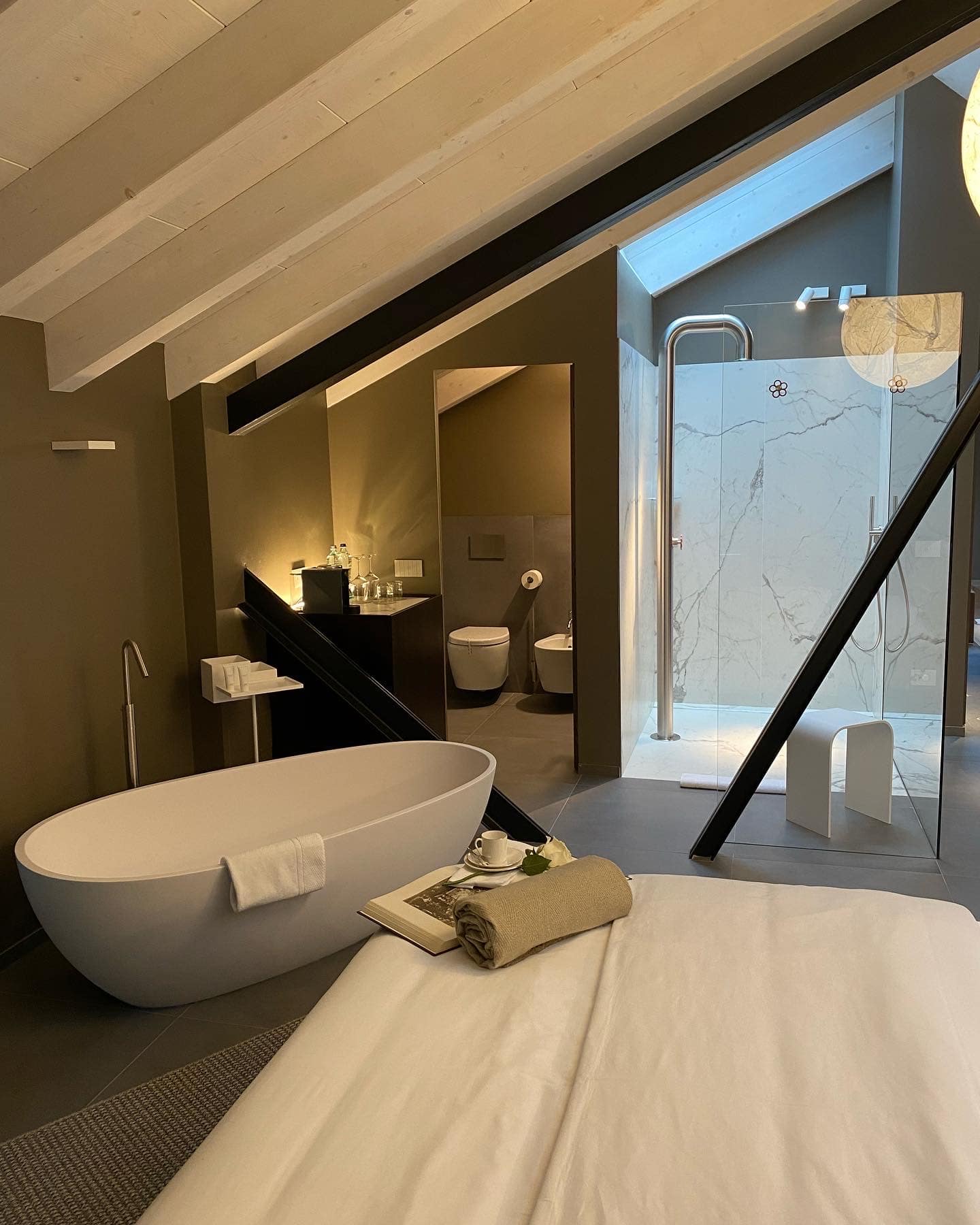 Deluxe Double Room with Bathtub | Dimora1934